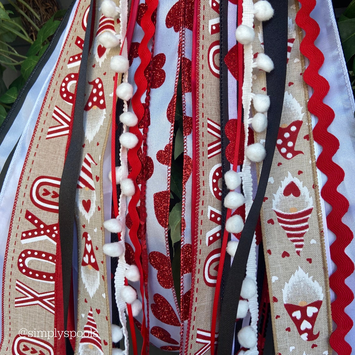 Gnomeo Valentine Ribbon Set - Etsy