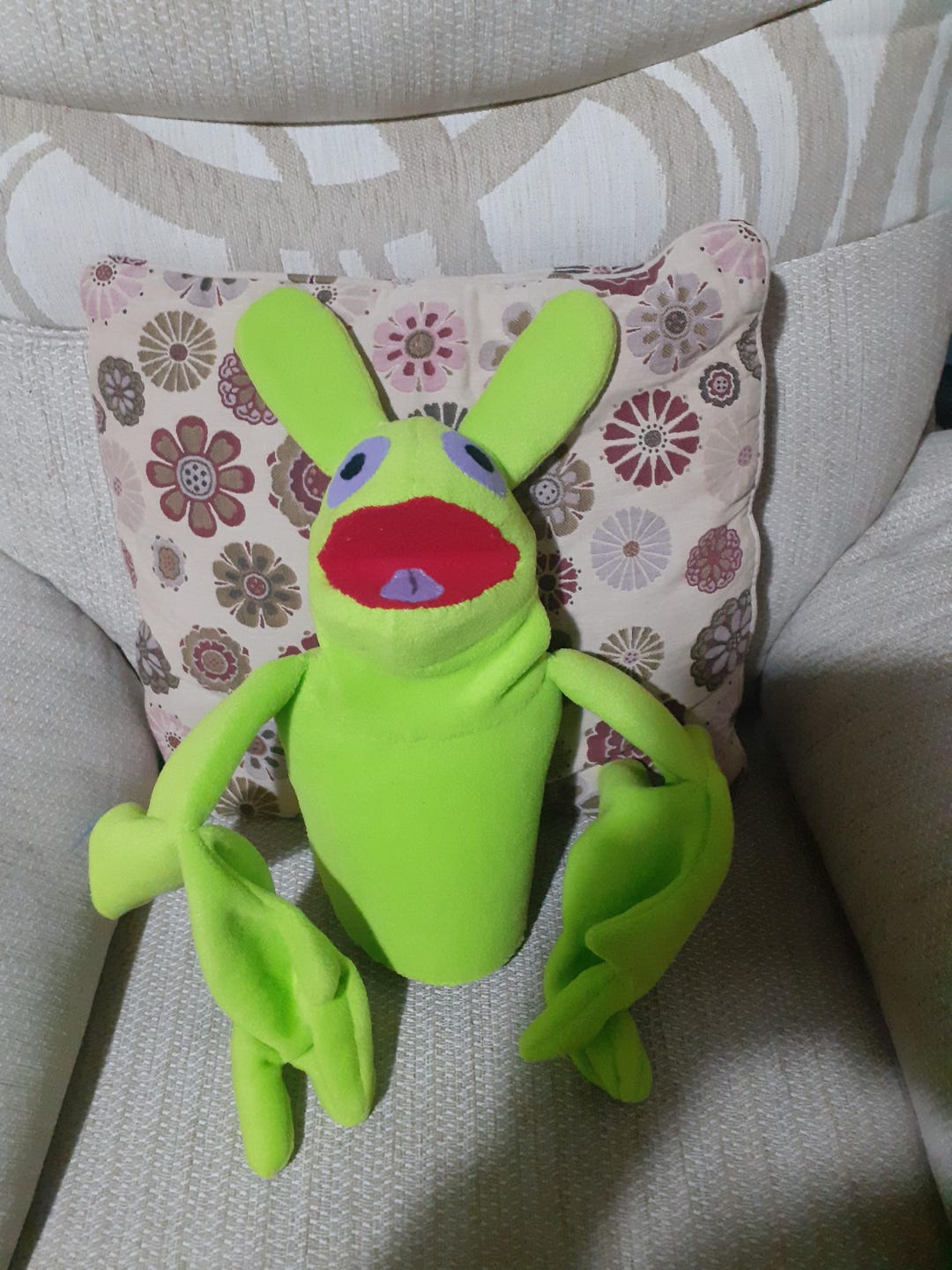 Live-hand Puppet - Etsy