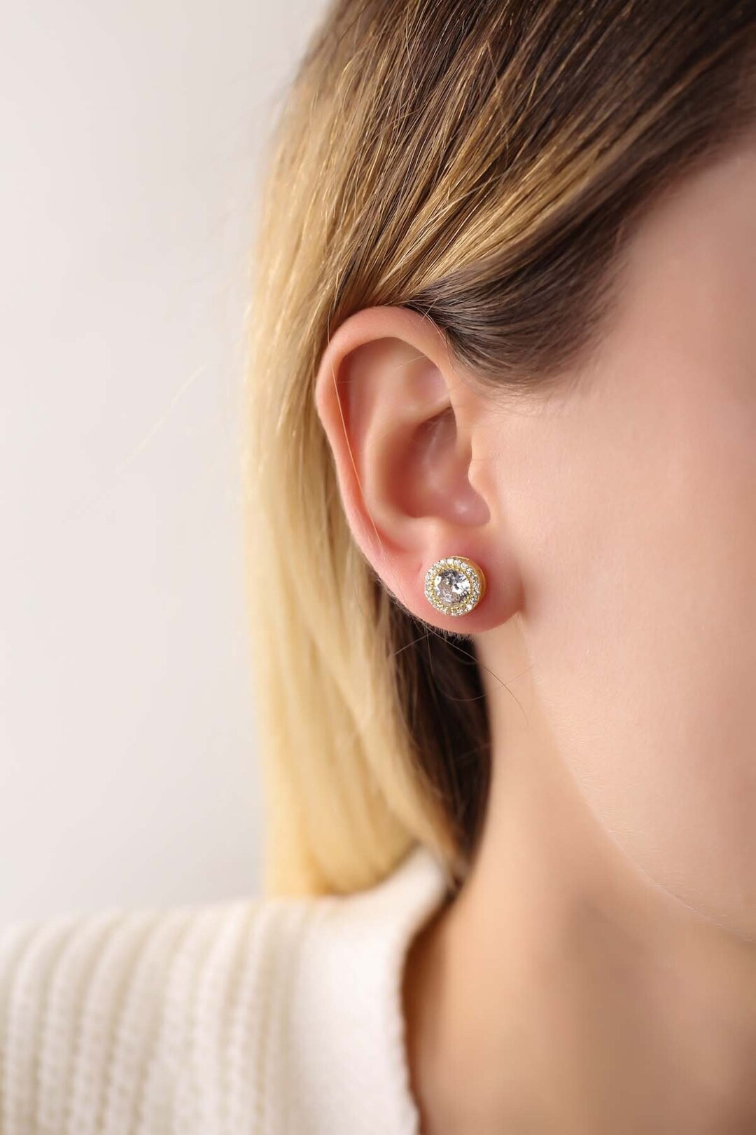 Diamond Pattern Solitaire Stone Silver Earrings, Solitaire Earrings ...