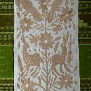 Beige Tenango Otomi Hand Embroidered Vertically Oriented Table Runner ...