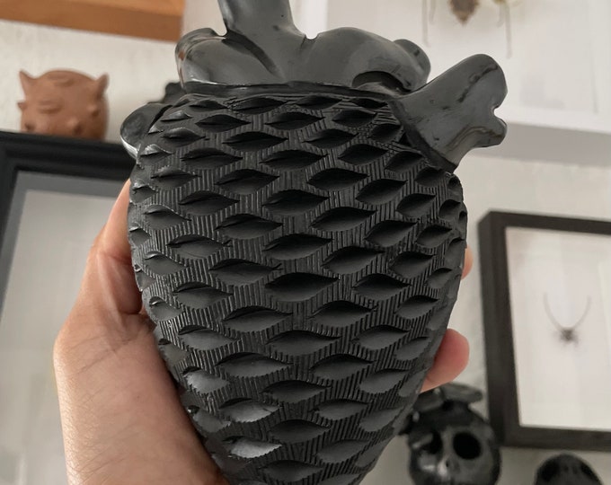Hand Carved Oaxacan Black Pottery Heart - Corazón De Barro Negro ...