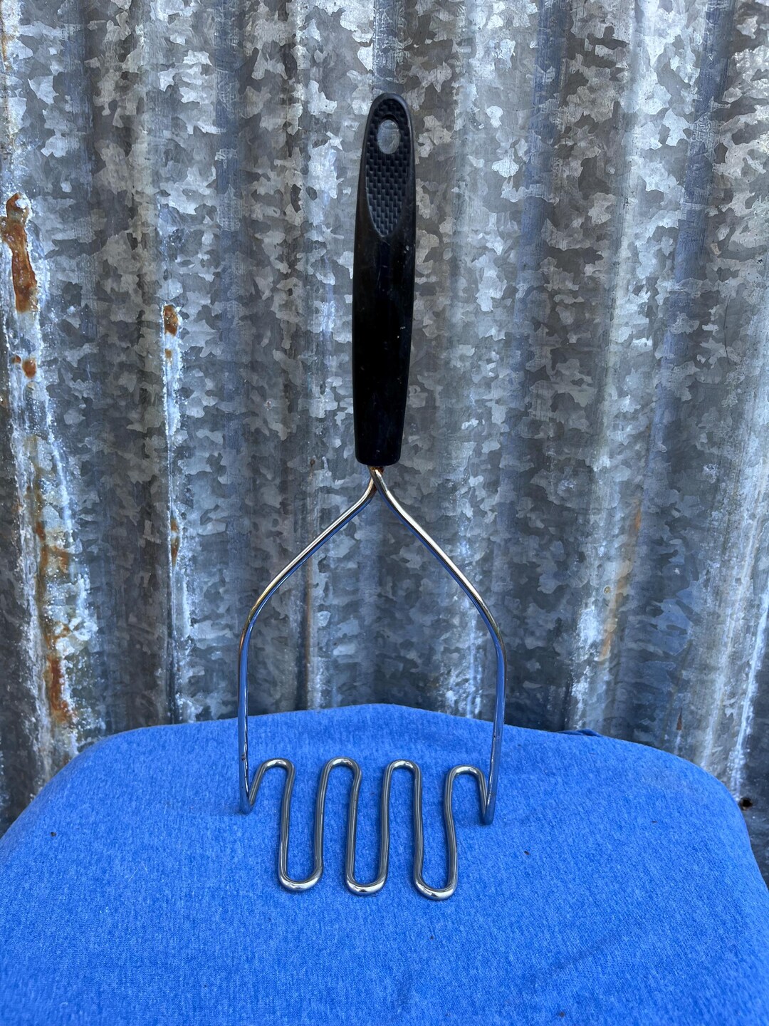 Vintage Potato Masher. Retro Kitchen Utensil. MCM Kitchen.collectible ...