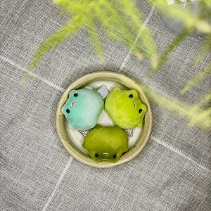 Mini Frog Plush [set of 3] - Original Green Trio [handmade] - Etsy