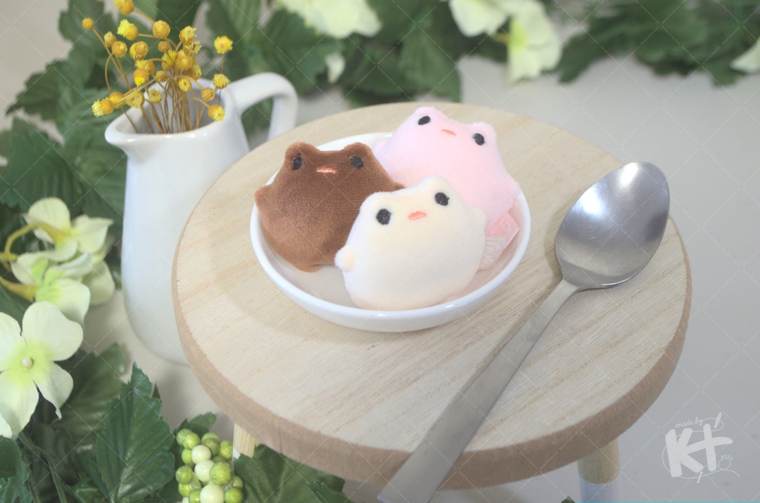 Mini Frog Plush [set of 3] - Neapolitan Ice Cream Trio [handmade] - Etsy