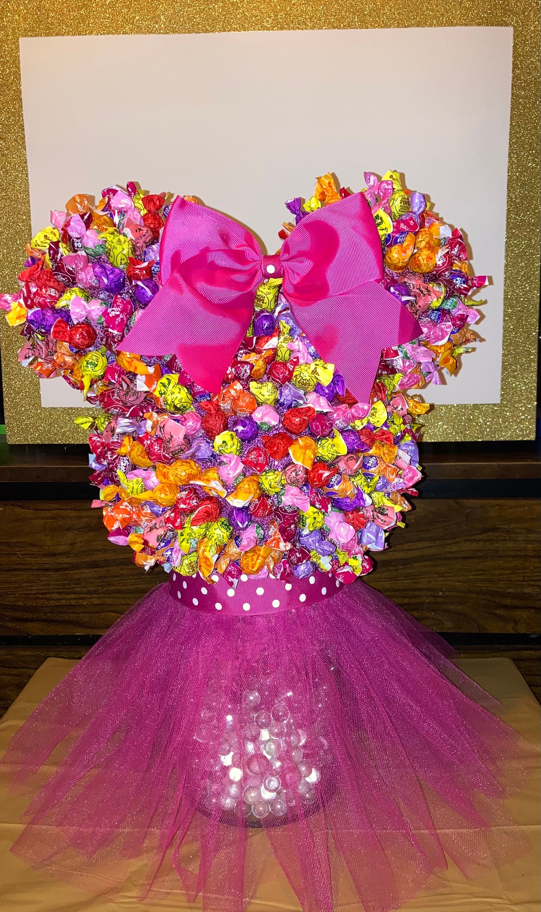 Large Tootsie Roll Mini Lollipops Minnie Mouse Head Centerpiece - Etsy