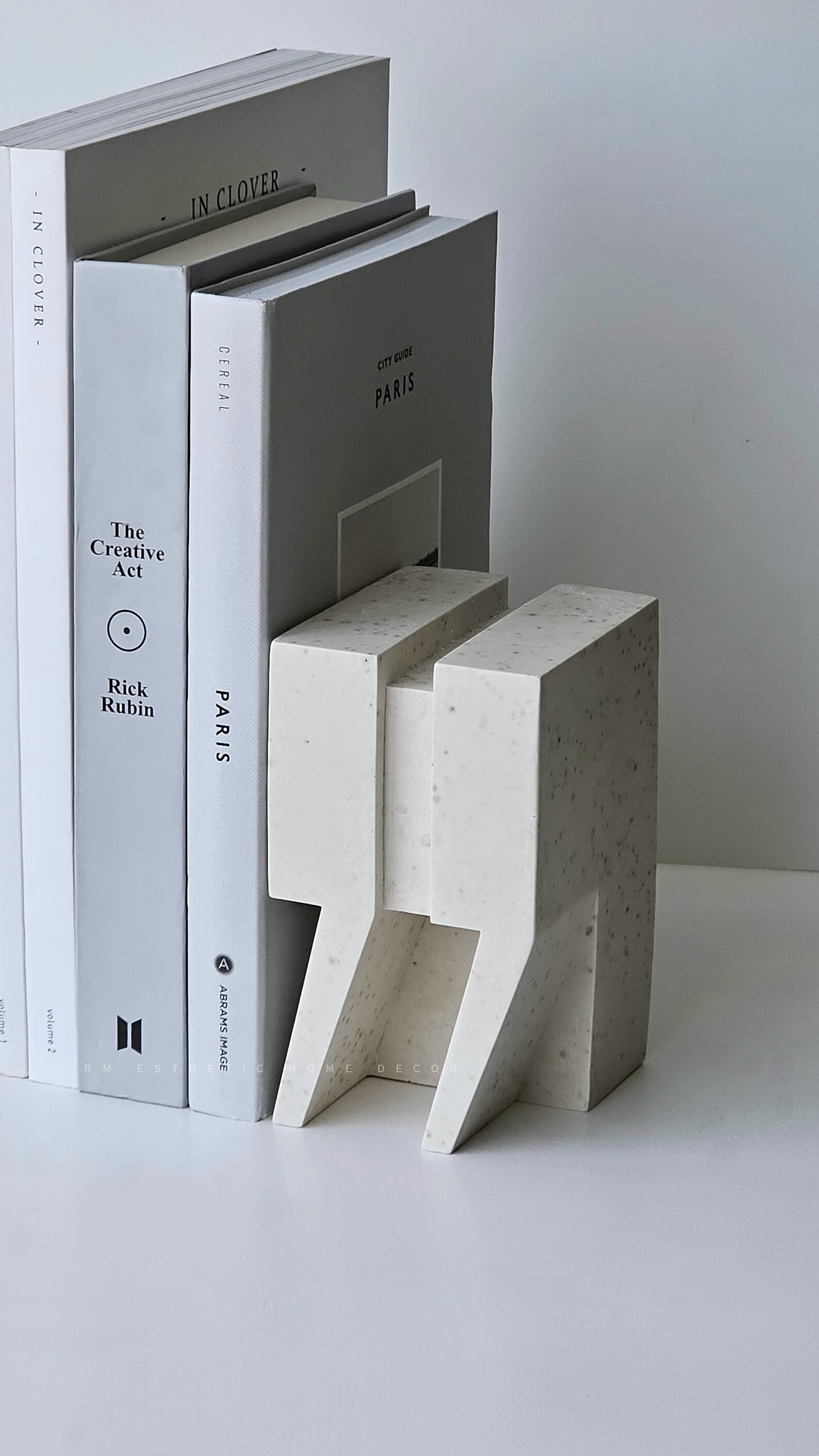 INYO Bookend Set | Apostrophe Symbol | Speech Mark Bookends | Speckled ...
