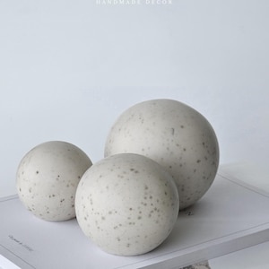 KOULE Jesmonite Decorative Ball Set: Handmade Geometric Ornaments - Etsy