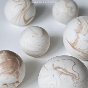 KOULE Jesmonite Decorative Ball Set: Handmade Geometric Ornaments - Etsy