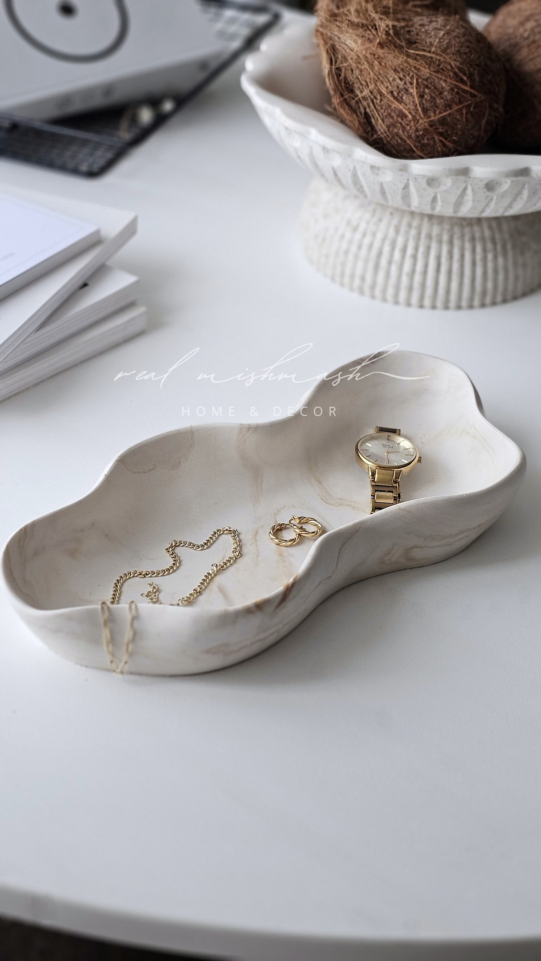 Wavy Jesmonite Trinket Tray: Marble Shelf Decoration, Handmade Key Dish ...