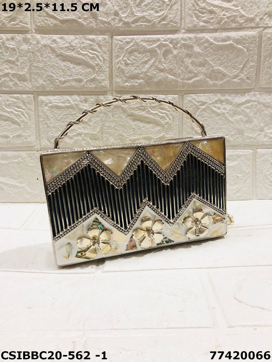 Indian Natural Handcrafted Sea Shell Clutch Bag, Clam Shell, Original ...