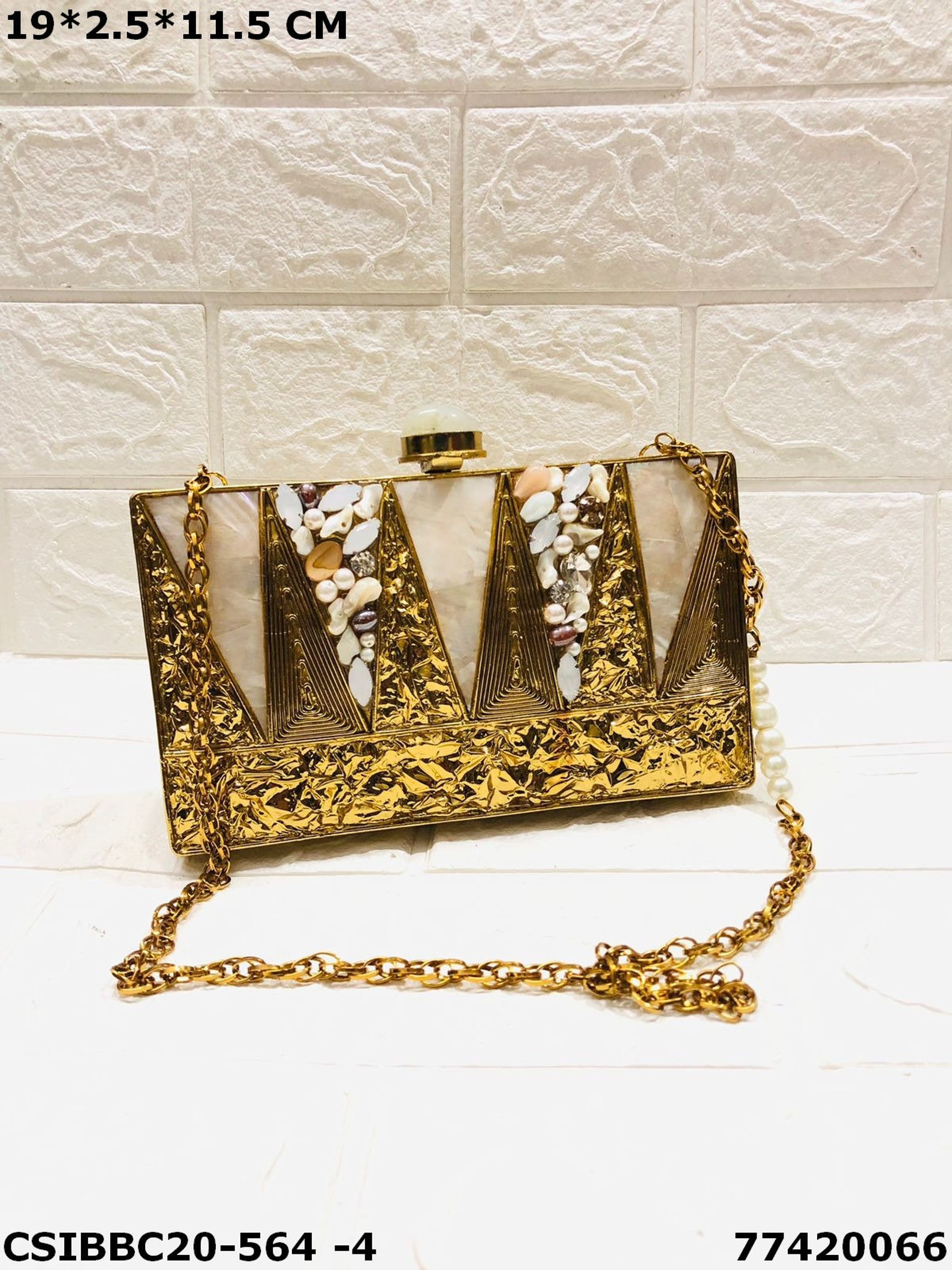 Indian Natural Handcrafted Sea Shell Clutch Bag, Clam Shell, Original ...