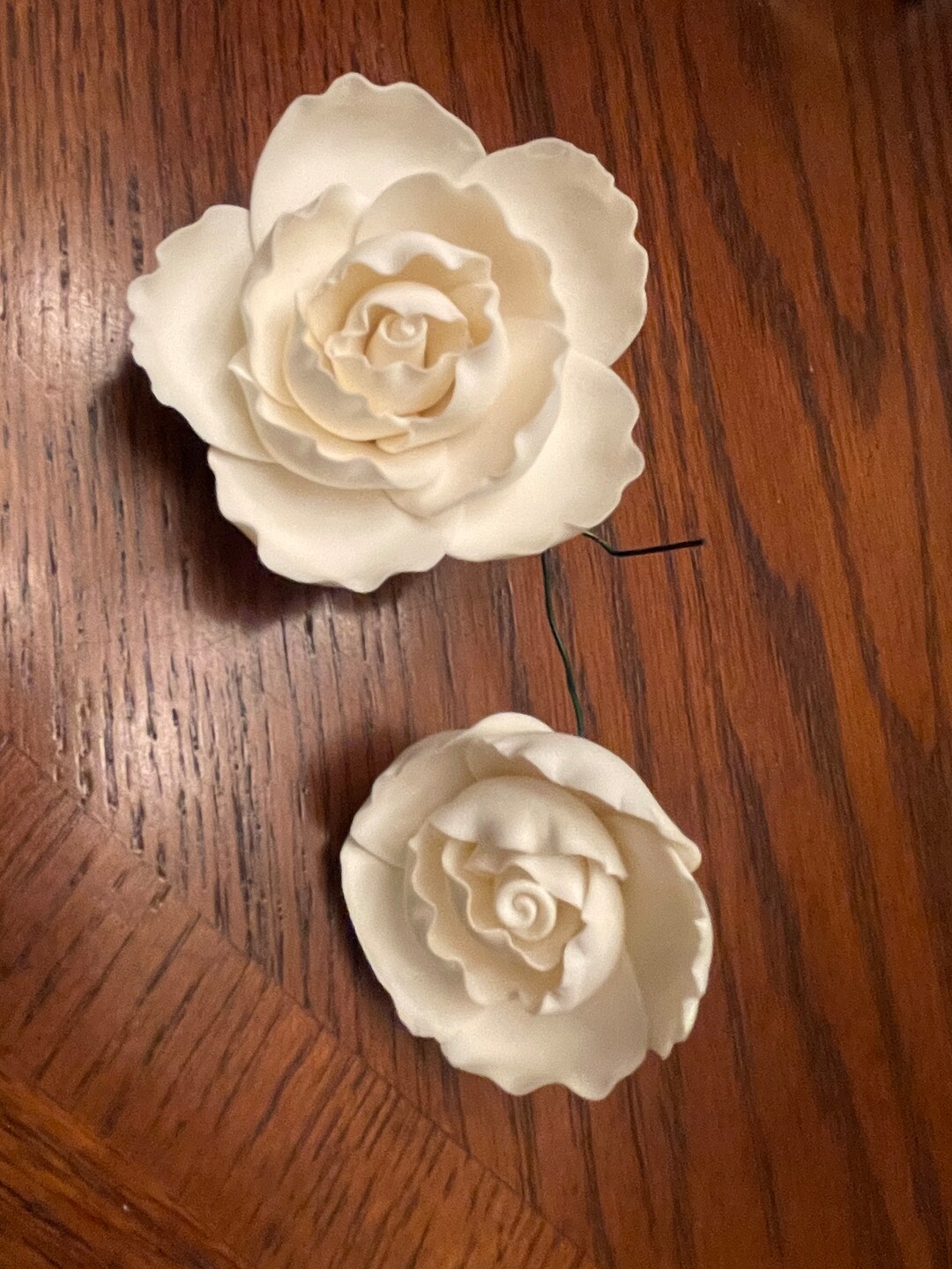 Ruffled Edge Rose Gum Paste Flowers / Set of 2 Flowers - Etsy