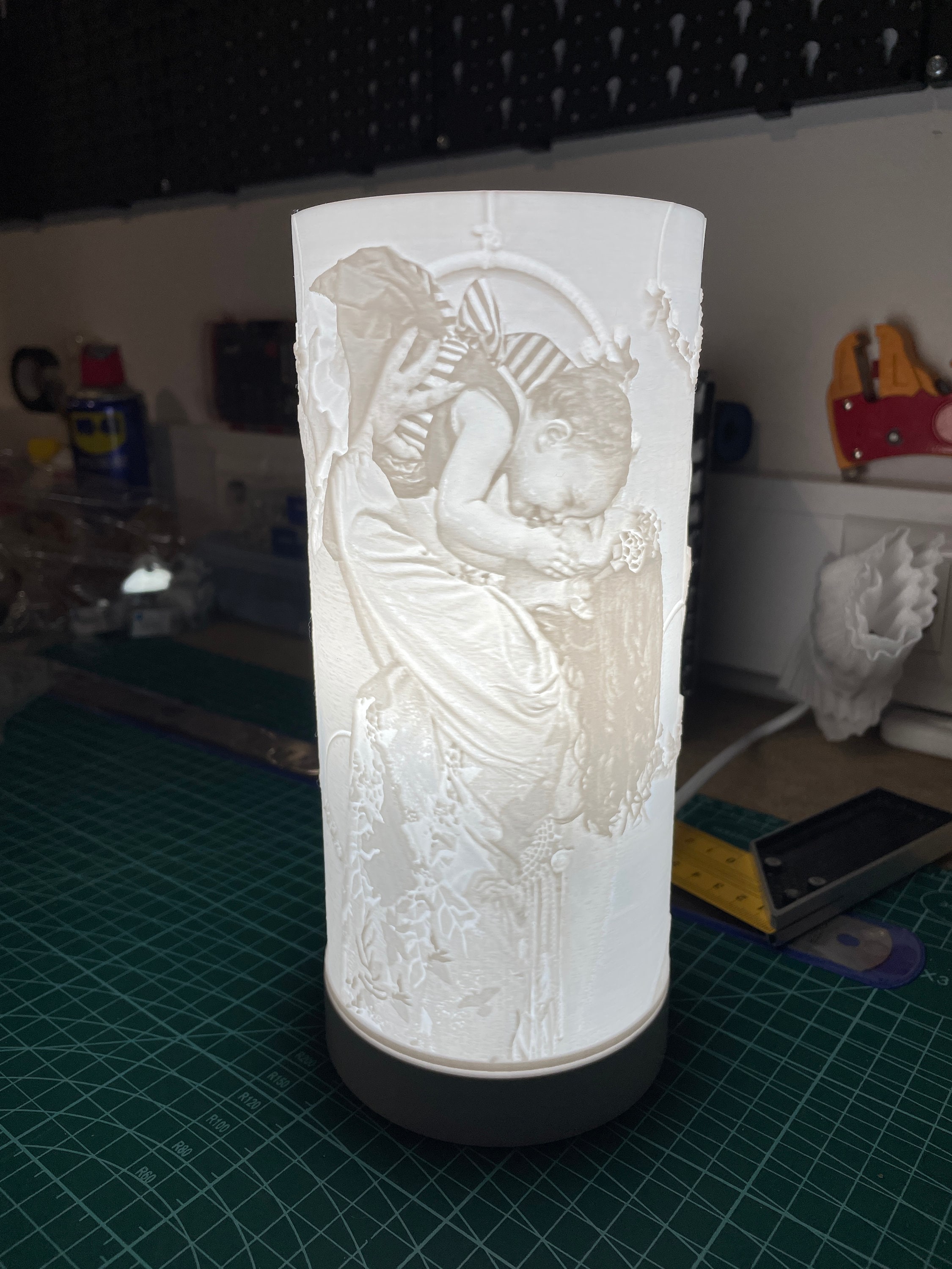Personalized 3D Printed Lamp, 3D Printed Lithophane Lamp, Custom Photo ...