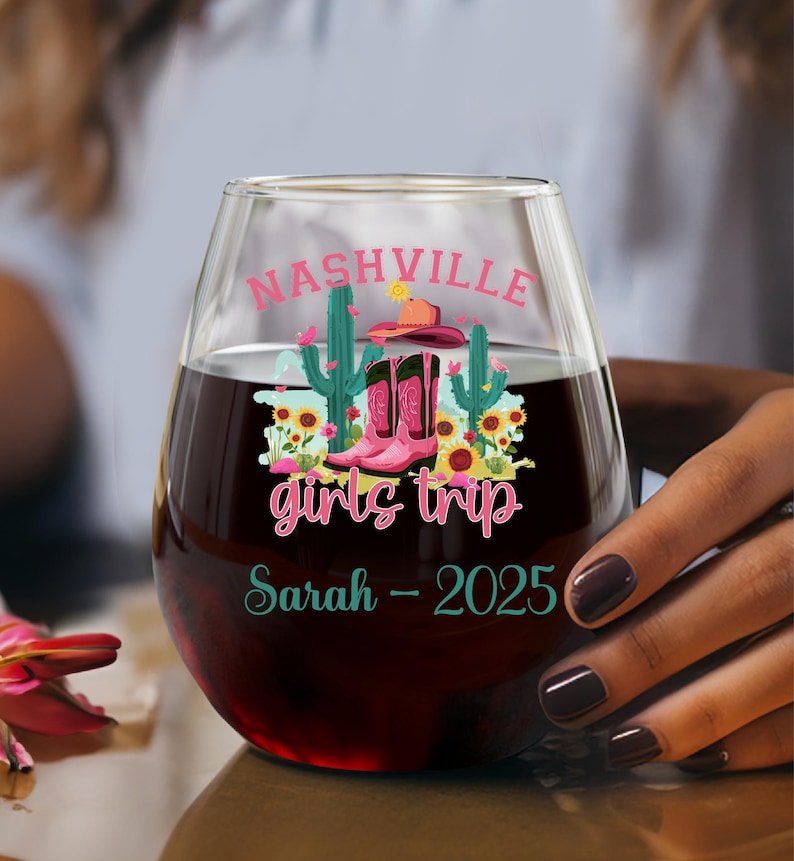 Girls Trip Wine Glasses, Custom Nashville Bachelorette Wine Cup, Girls ...