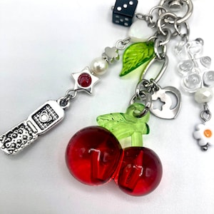 Y2k Aesthetic Cute Keychain With Acrylic Cherry Charm. Y2k Star Purse ...