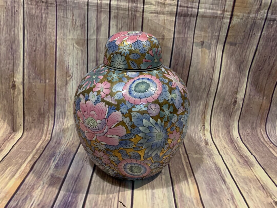 Vintage Toyo Large Asian Ginger Jar, Asian Vase, Gold Embossed Flowers ...