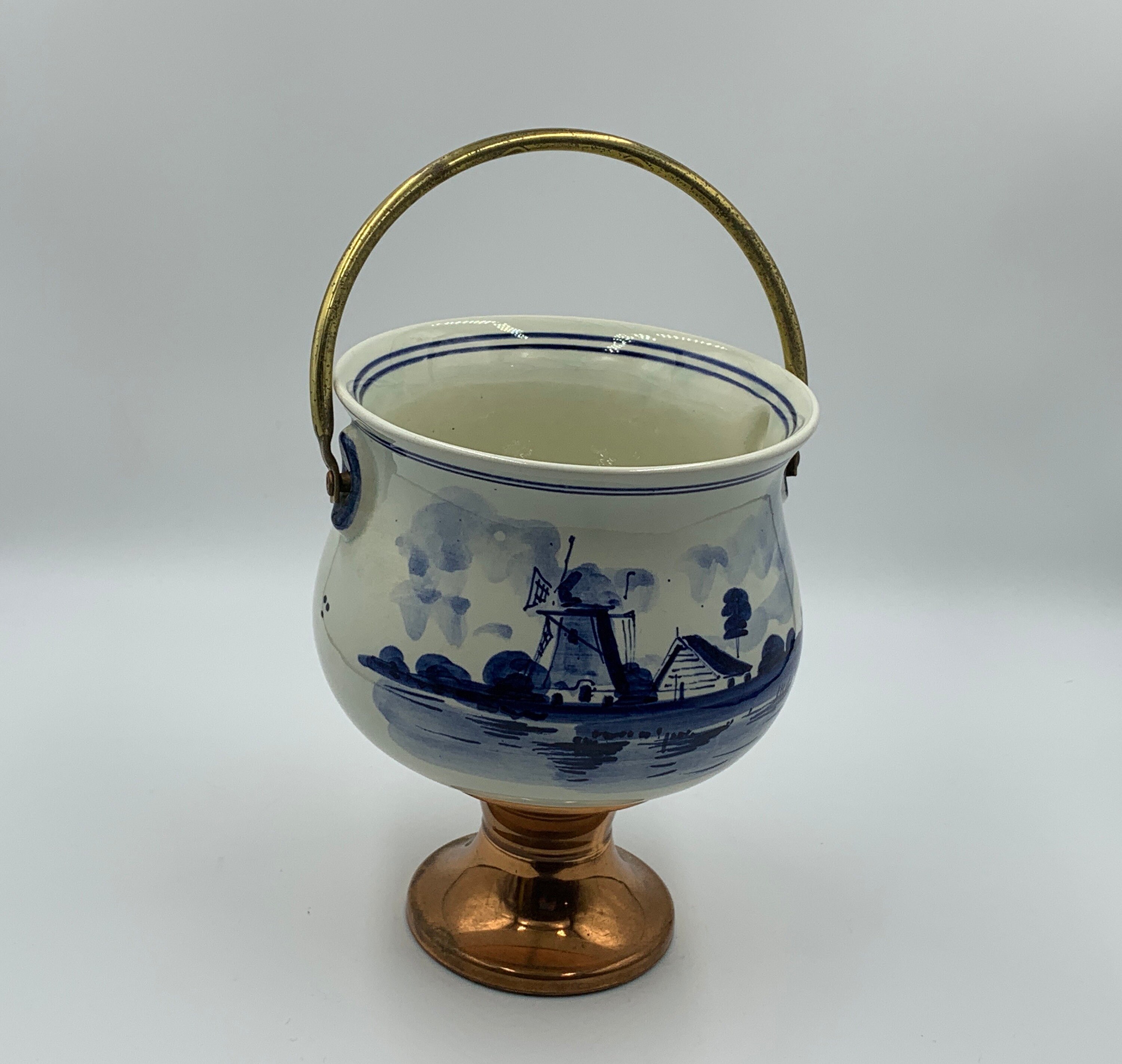 Vintage Round Delft Blue Planter, Hand Painted, Solid Brass and Copper ...