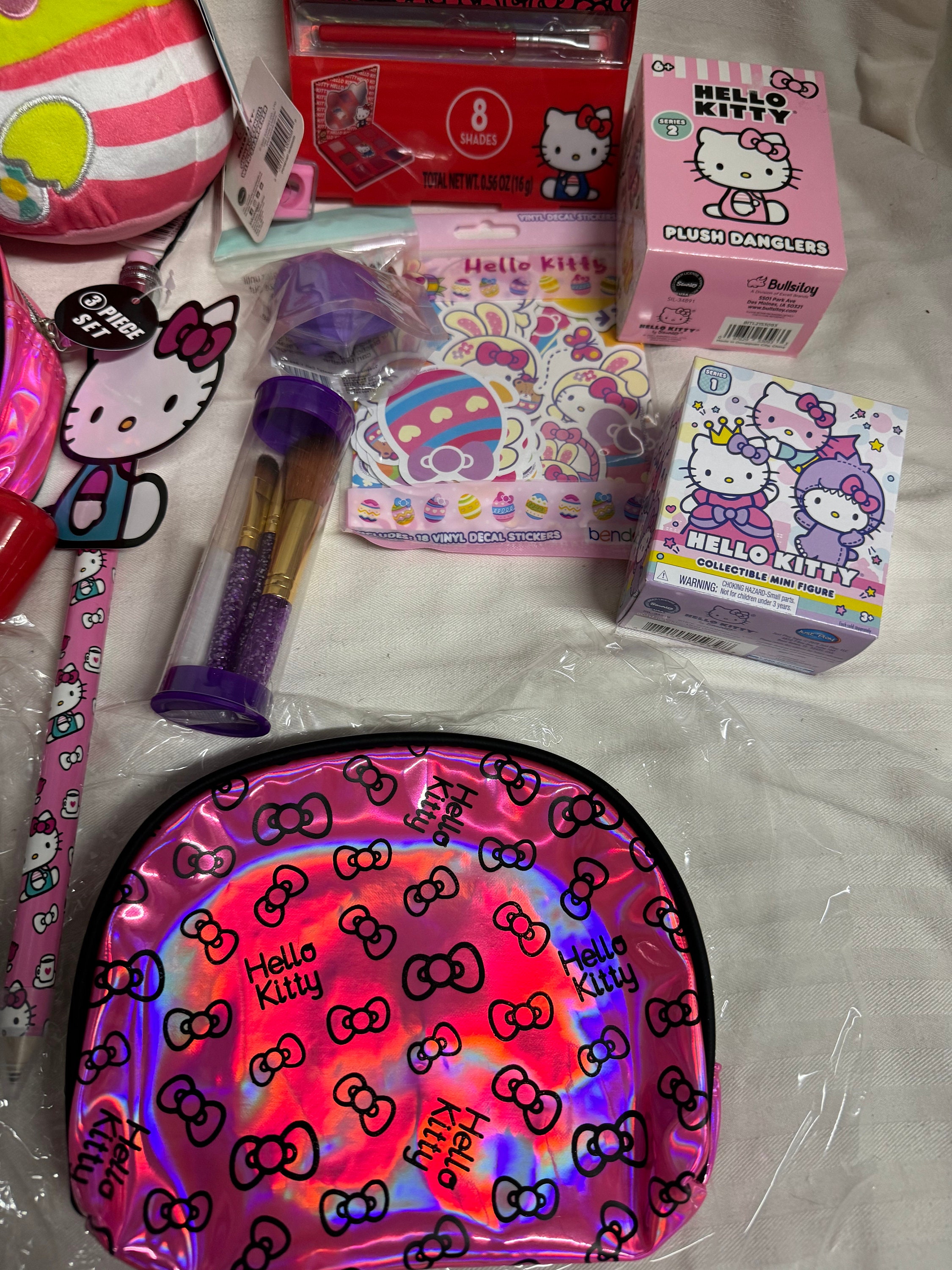 Hello Kitty Gift Basket - Etsy