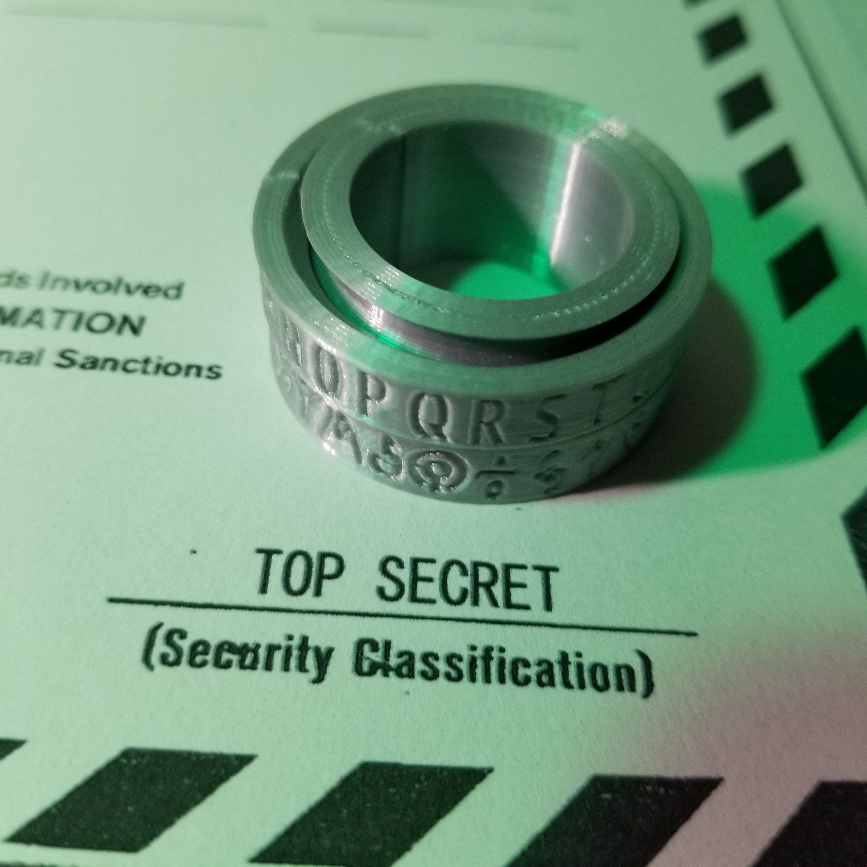 Alien Decoder Ring! Make and Break Secret Codes With Friends and Family ...