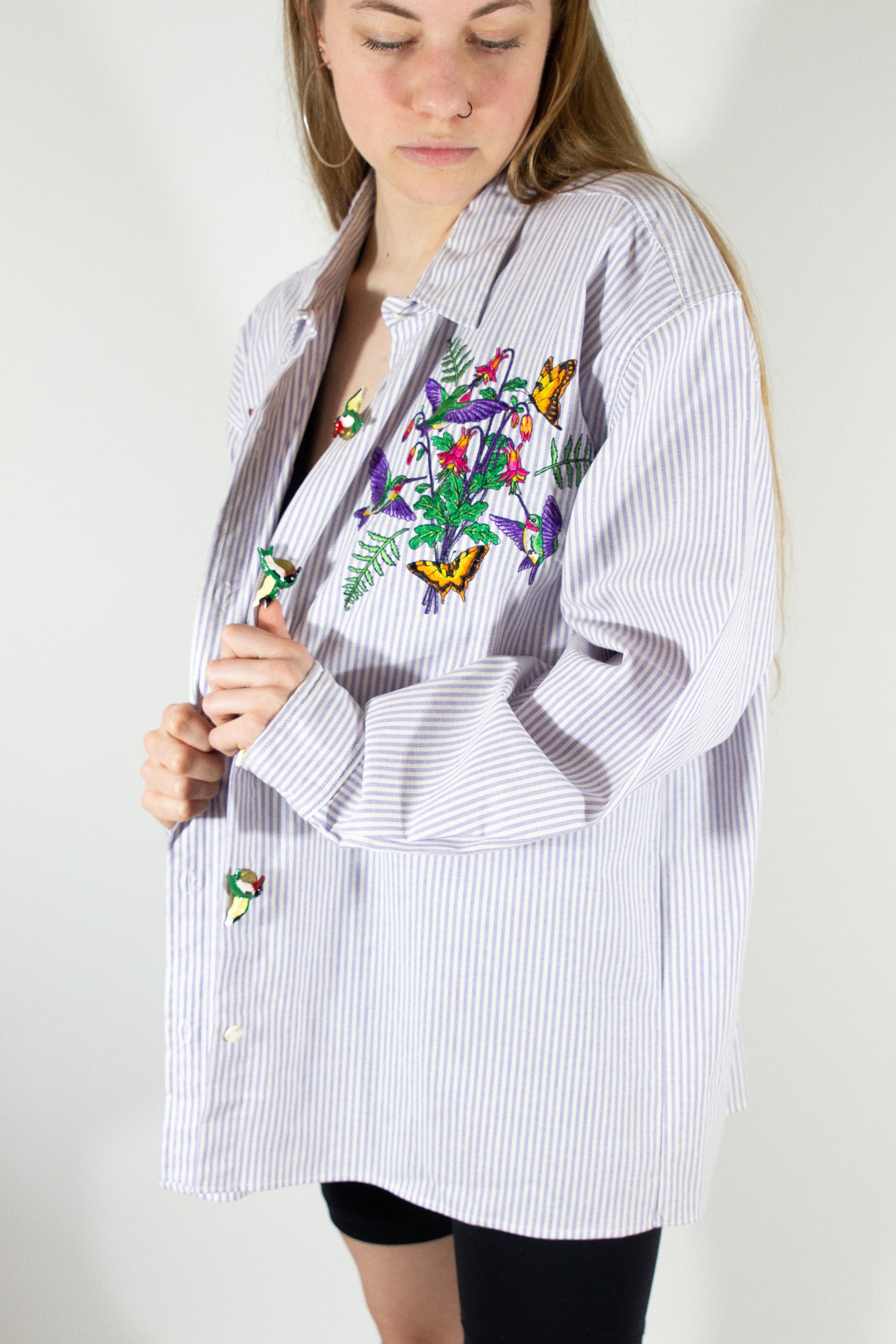 Vintage Flora and Fauna Embroidered Long Sleeve Button up Blouse. - Etsy