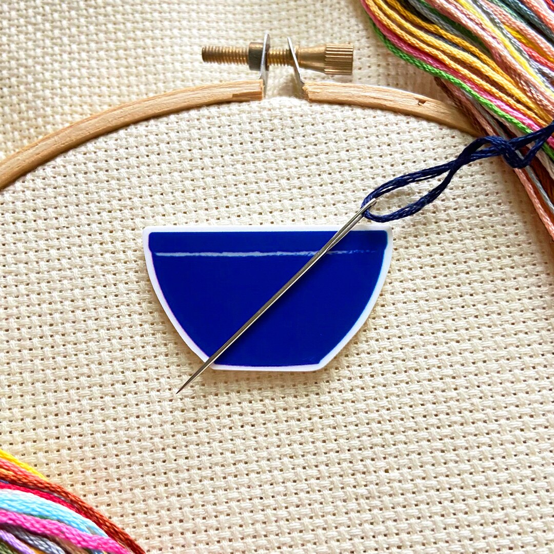 Pyrex Mixing Bowl Needle Minder: Primary Colors Sewing Accessory - Etsy