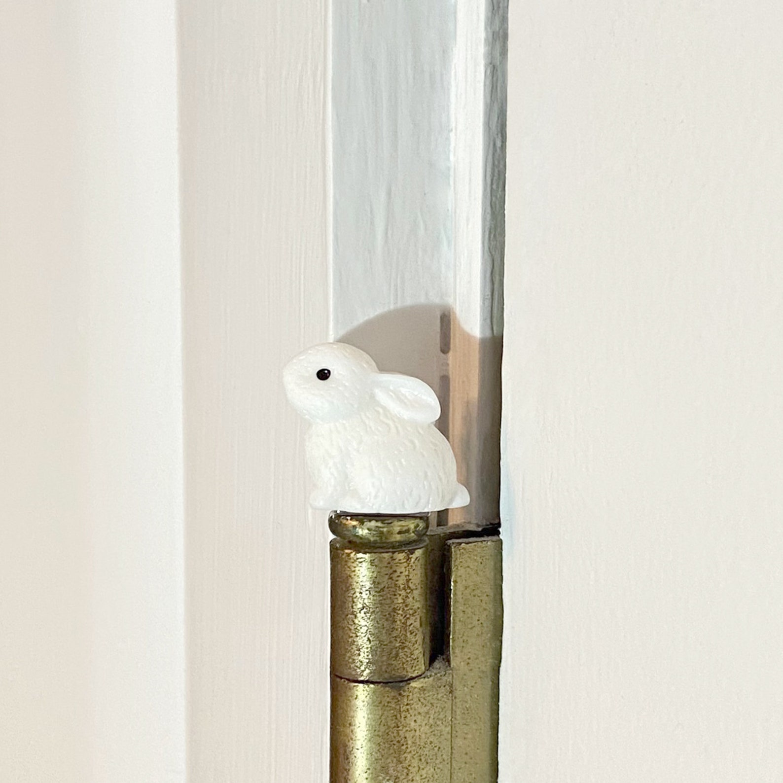 Rabbit Hinge Head, Cute Hinge Decorative Topper, Magnetic Figurine Door ...
