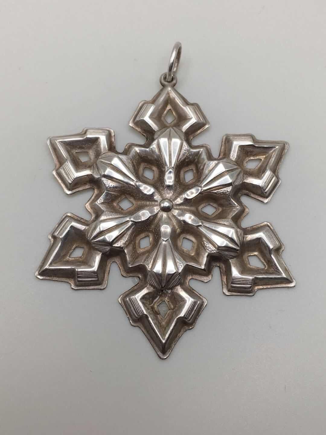 Vintage Gorham Sterling #1349 Silver Snowflake Ornament - Silver ...
