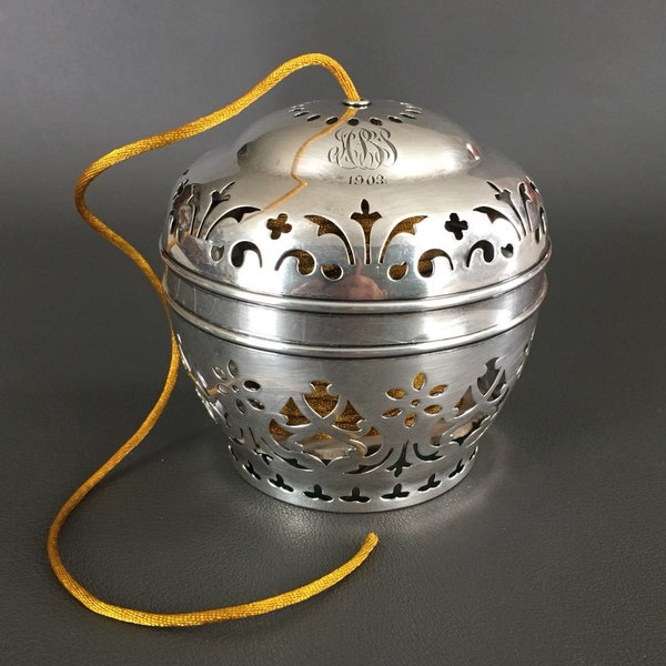 String Holder - Etsy