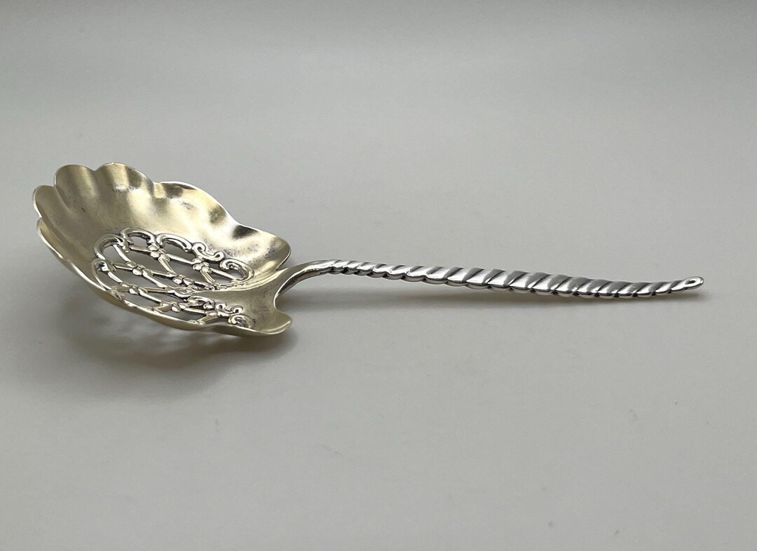Antique "oval Twist 1880" by Whiting Sterling Silver Bon Bon/nut Spoon ...