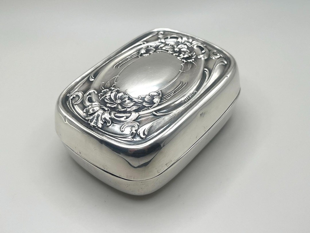 Vintage Fine Sterling Silver Floral Repousse Opened Soap Box, Silver ...