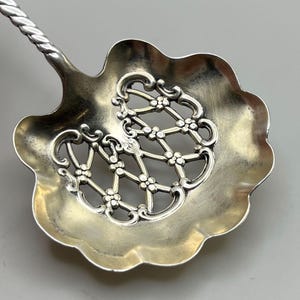 Antique "oval Twist 1880" by Whiting Sterling Silver Bon Bon/nut Spoon ...