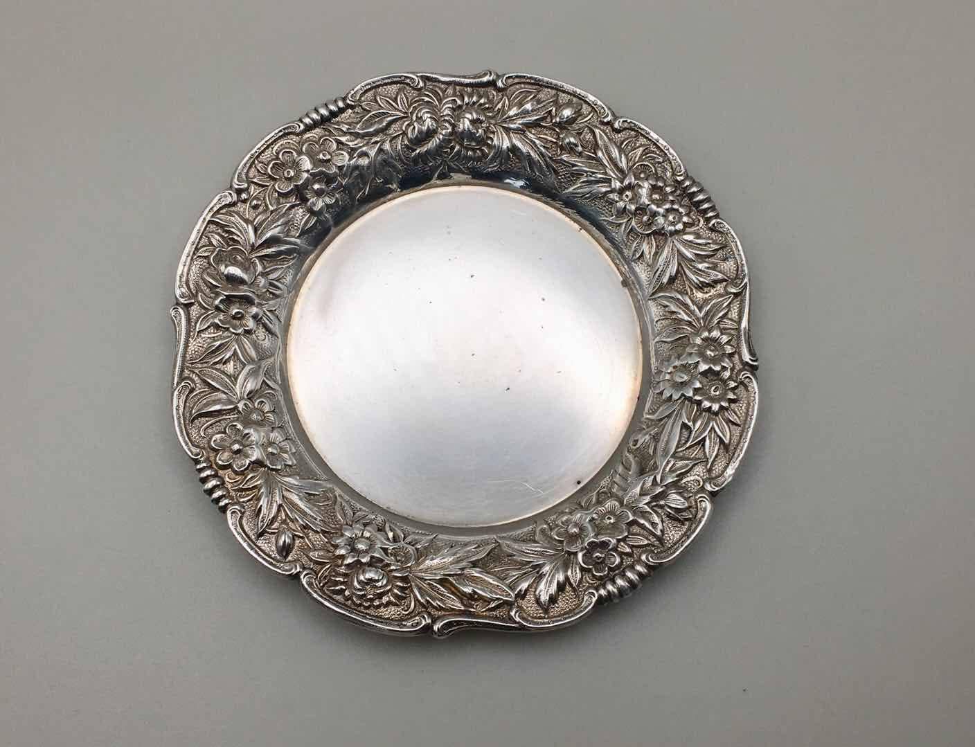 Vintage repousse by S.kirk & Son Sterling 17 Silver Small Butter Pat ...