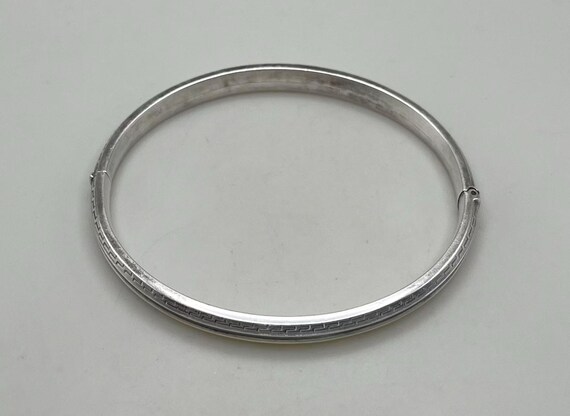 Vintage 835 Silver Hinged Bangle: Greek Style Engrave… - Gem
