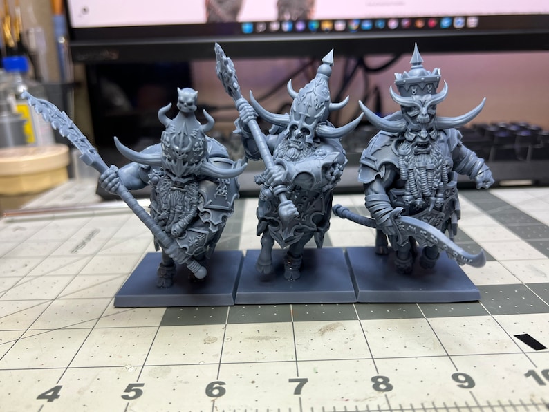 Bull Centaur Infernal Dwarf Magmhorin - Lost Kingdom Miniatures - Etsy