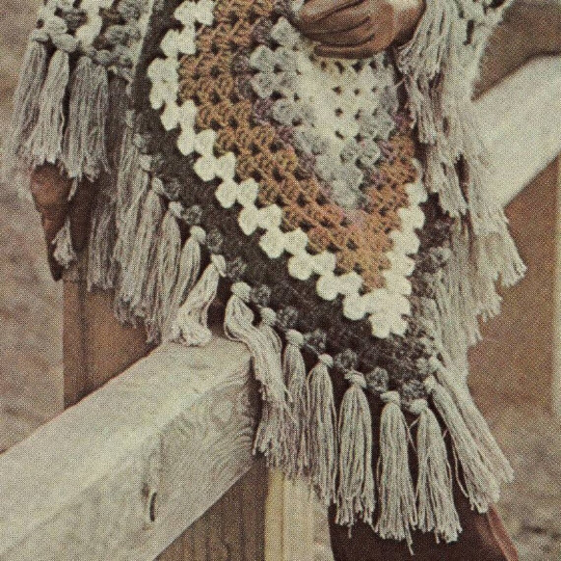 RETIREMENT SALE *** Vintage Crochet Pattern Ladies Poncho Easy Simple ...