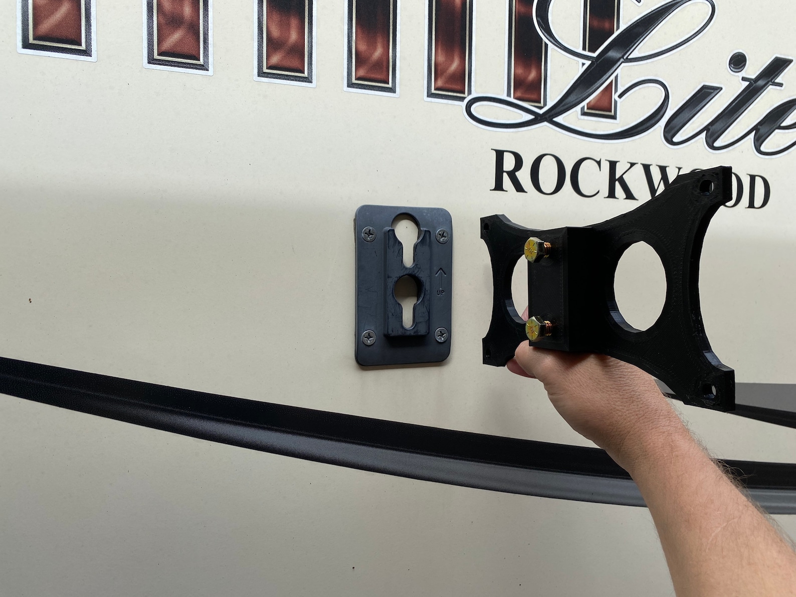 Camper Outdoor TV Mount. - Etsy