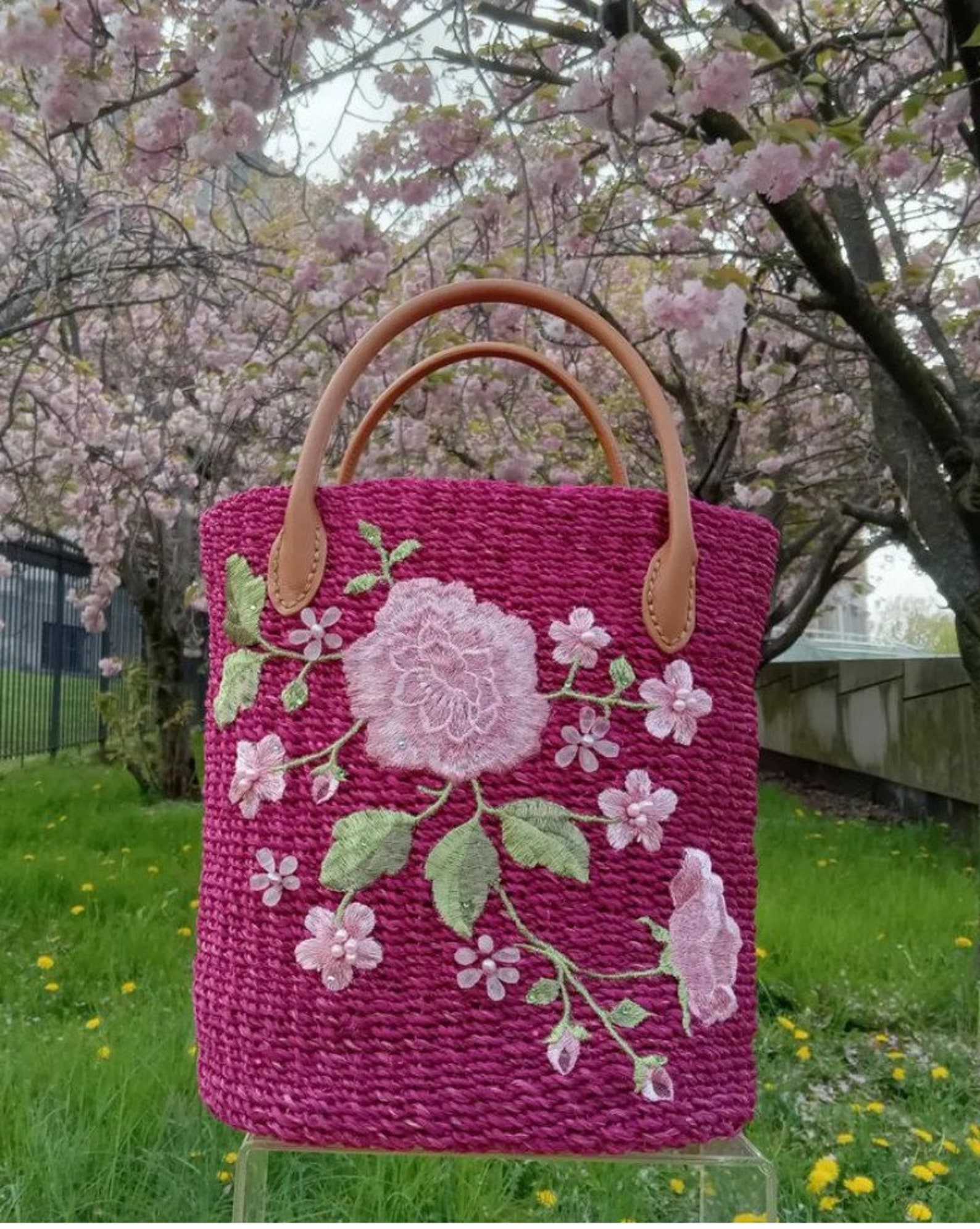 Pink Straw Bag With Pink Floral Applique. Genuine Rose Quartz & Pearl ...