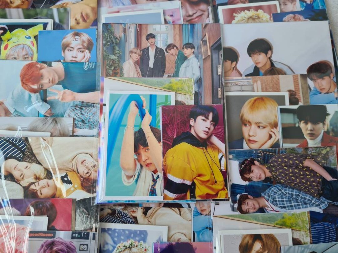 BTS KPOP Photo Gift Set / Photocards and Prints - Etsy