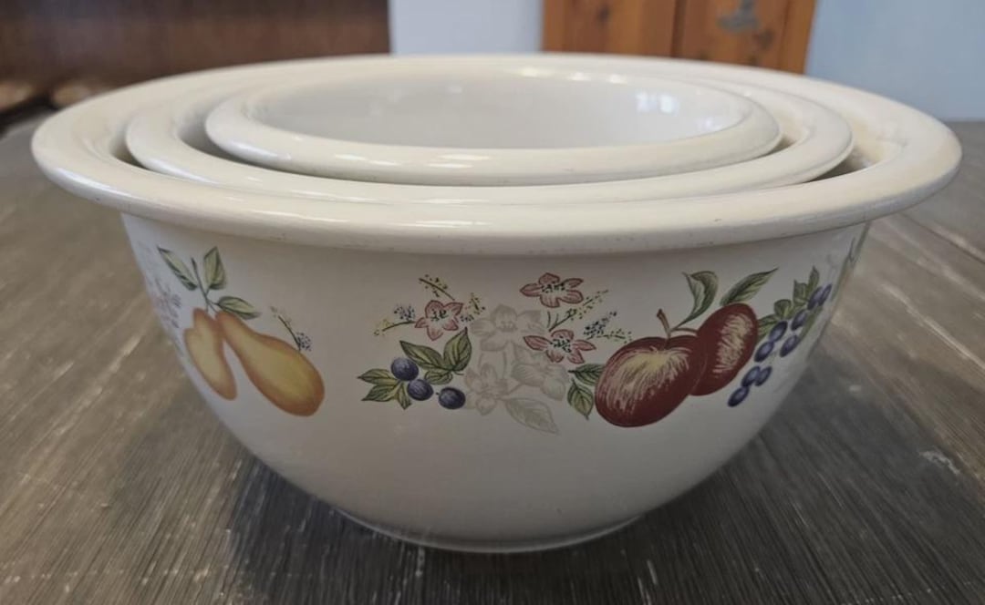 Vintage Corelle Mixing Bowl Set - Etsy