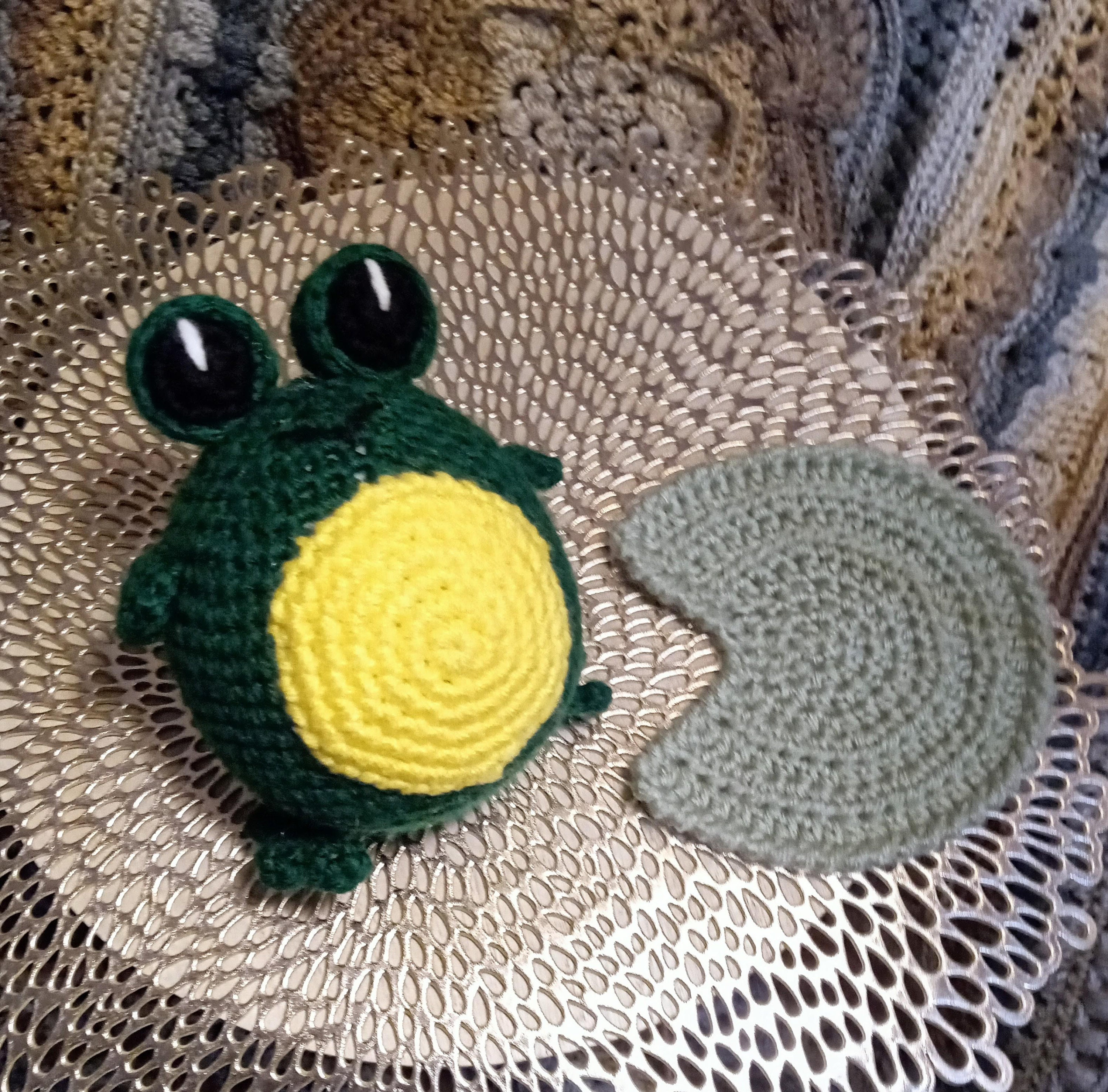 Chunky Frog and Lilypad CROCHET PATTERN ONLY - Etsy