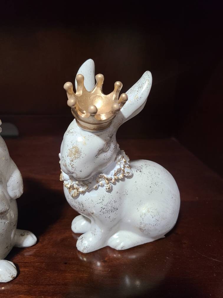 Royal Rustic Farmhouse Style Bunny Statues - Etsy