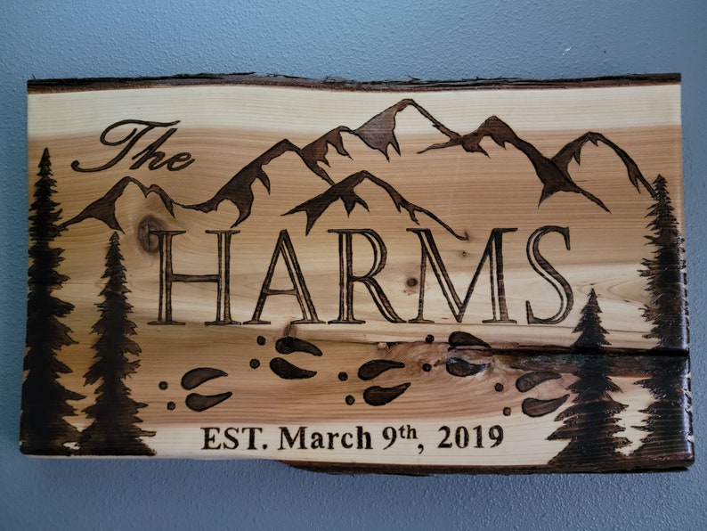 Custom Live Edge Cedar Wood Wedding Sign - Etsy