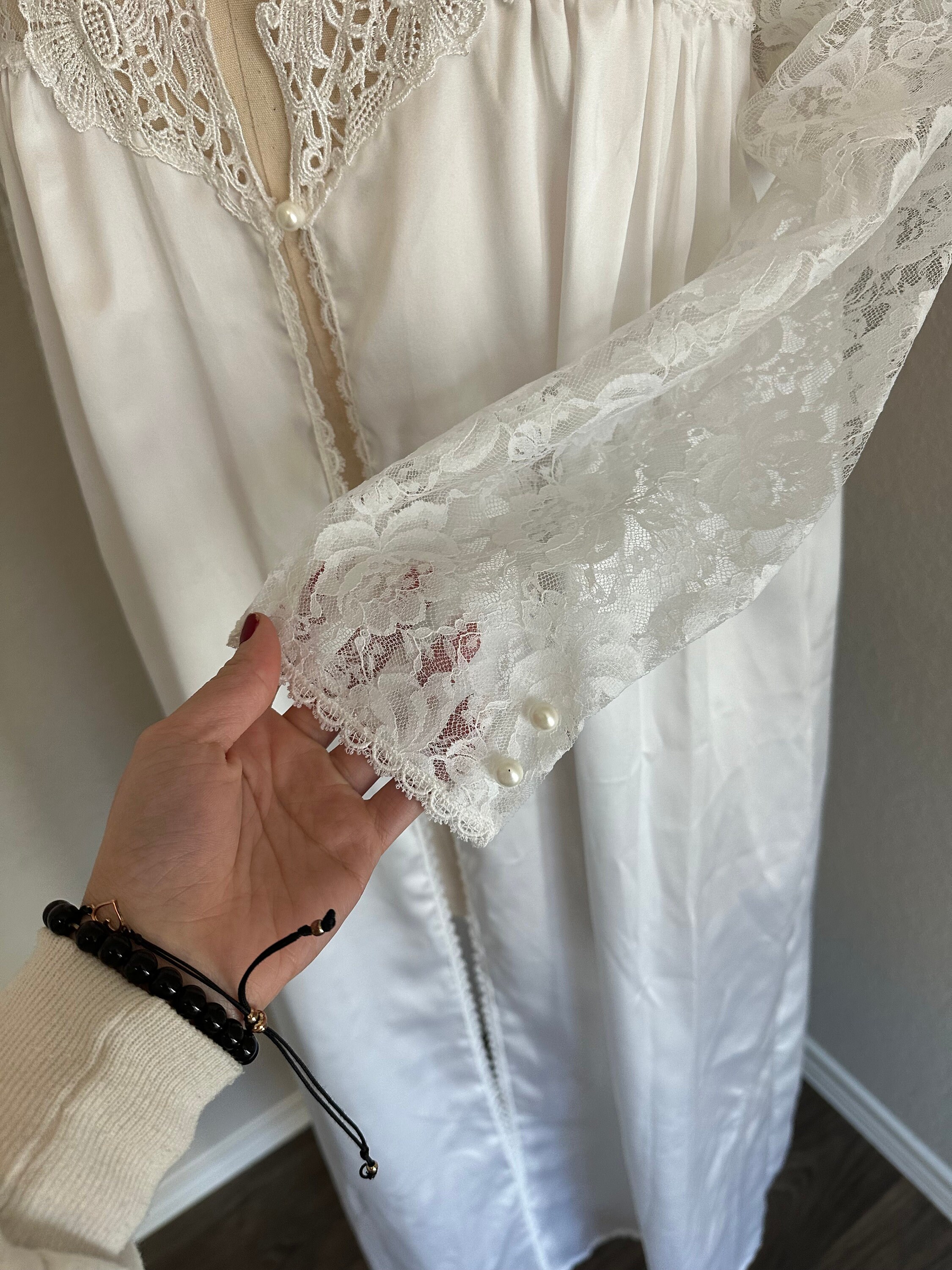 1960's 1970's Lace Peignoir Bridal Robe, Made in USA, Size Small, 100 ...