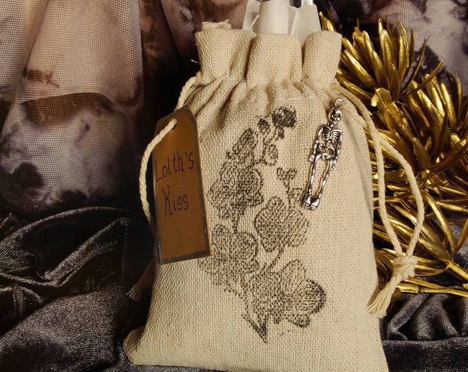 Dnd Tea Blend "lolth's Kiss" (black Tea, Rose, Marzipan) - Etsy