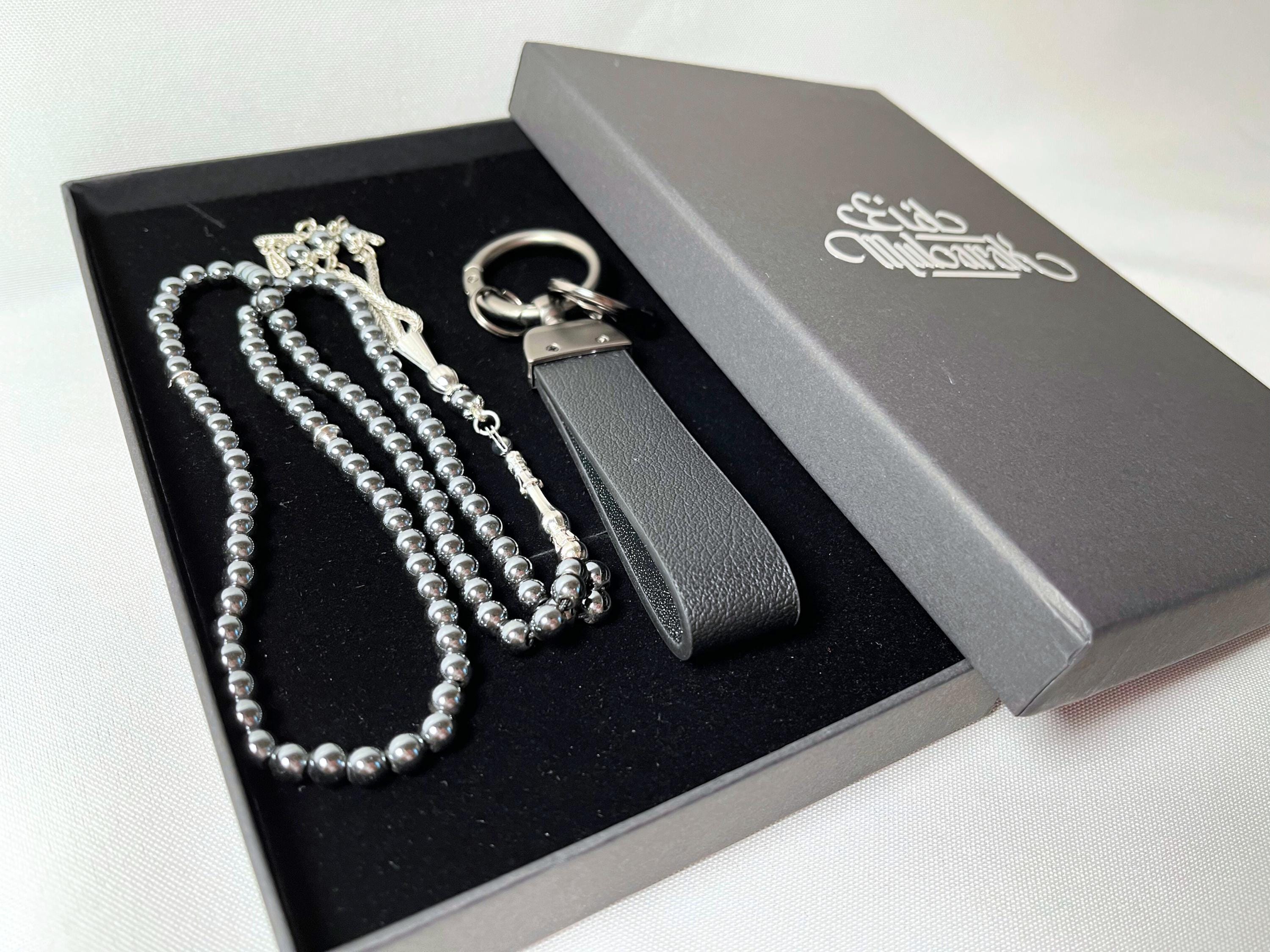 Personalized Islamic Gift Box for Men: Prayer Mat, Tasbeeh, Self-care ...