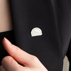 Personalized 2023 Graduation Badge, Custom Graduation Label Pin, Senior ...