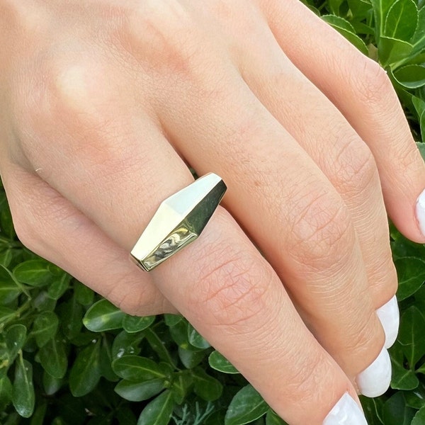 Bold Gold Ring - Etsy