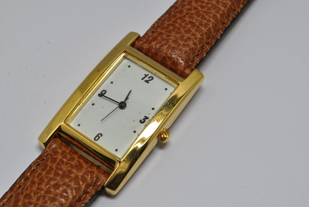 Vintage Rectangular Gold Watch With 4 Numbers on the Dial - Etsy