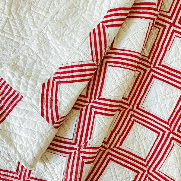Red Quilt - Etsy