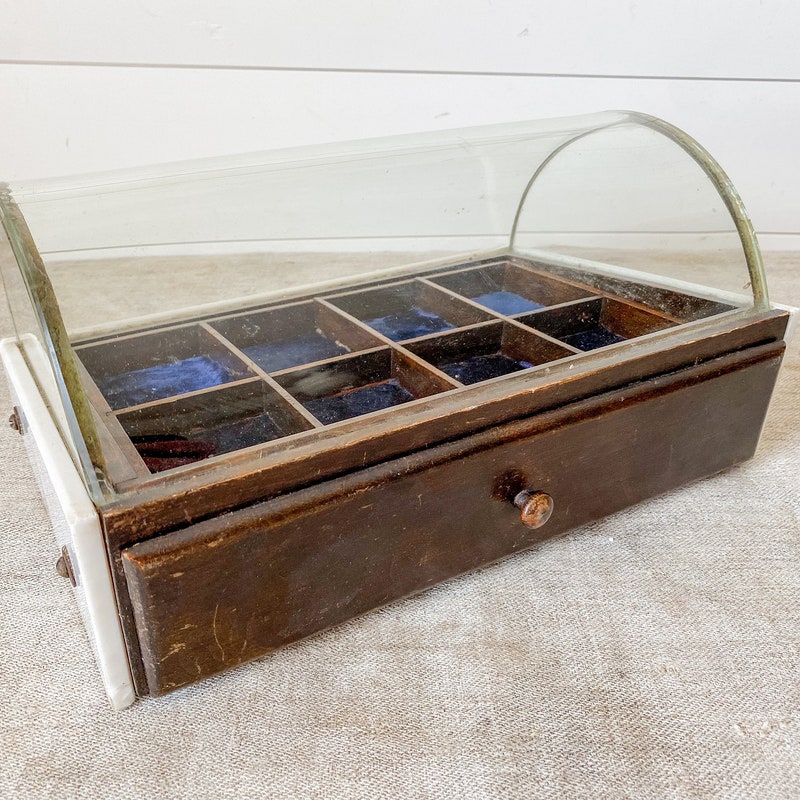 Jewelry Display Case - Etsy